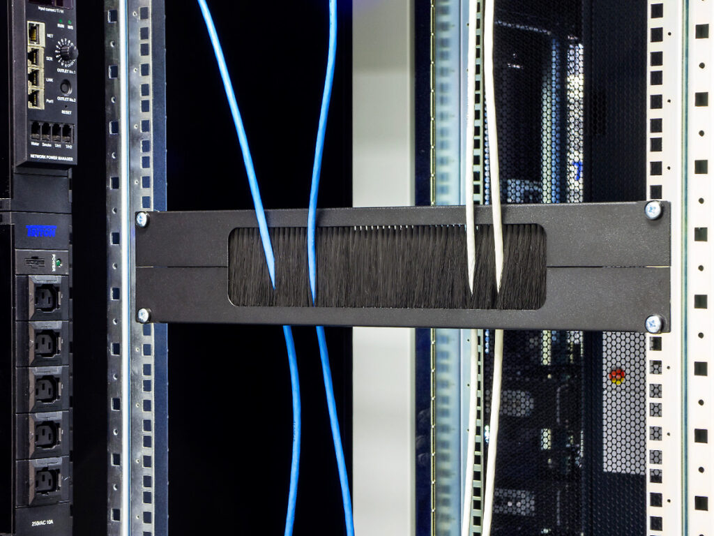 Blanking panels, cable entry panels, frames - TRITON